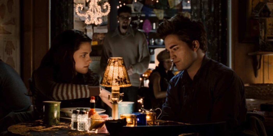 15 Cringiest ‘TWILIGHT’ Moments That Make Us Love It Even More After 15 ...