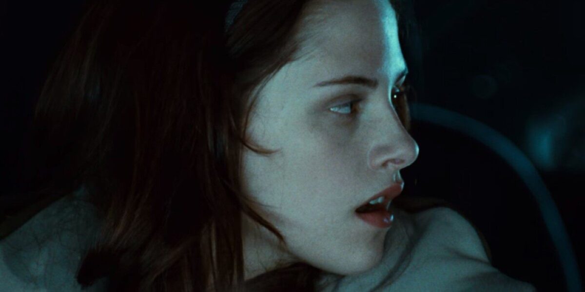 15 Cringiest ‘TWILIGHT’ Moments That Make Us Love It Even More After 15 ...